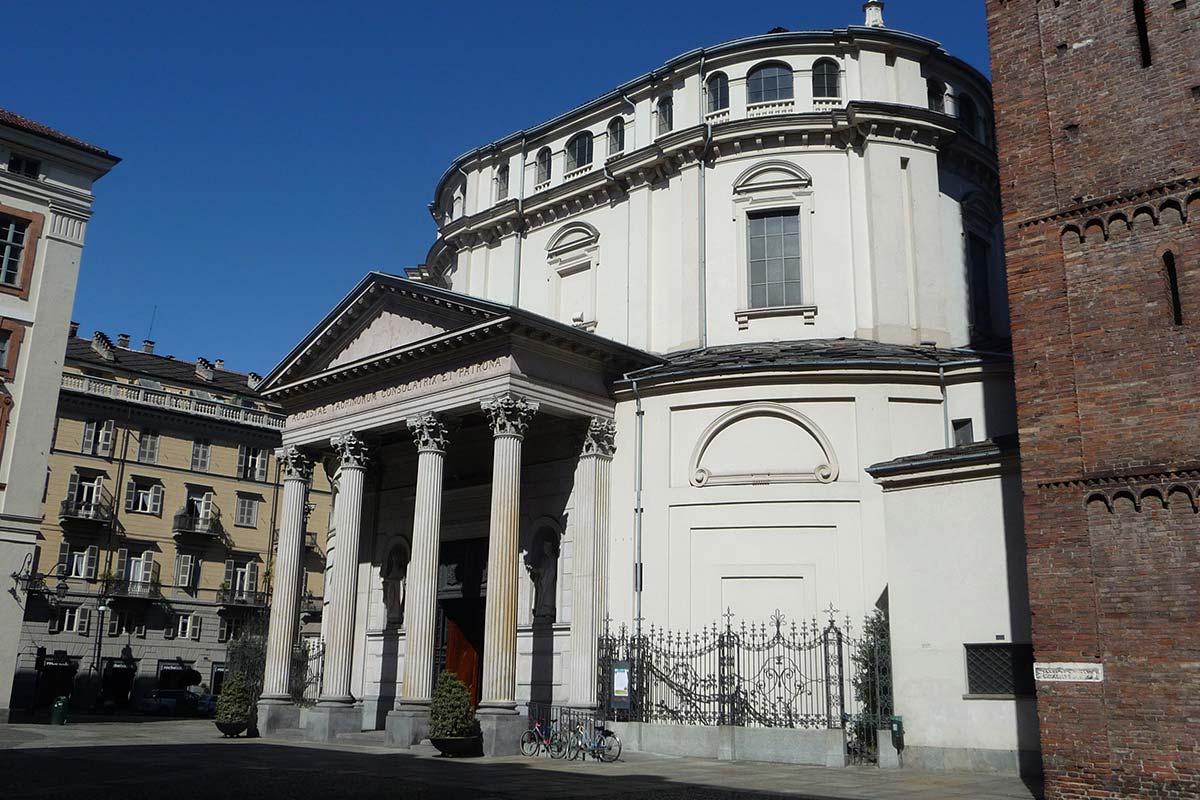 Il Santuario della «Consolata». Da 300 anni Patrona di Torino - Schola ...